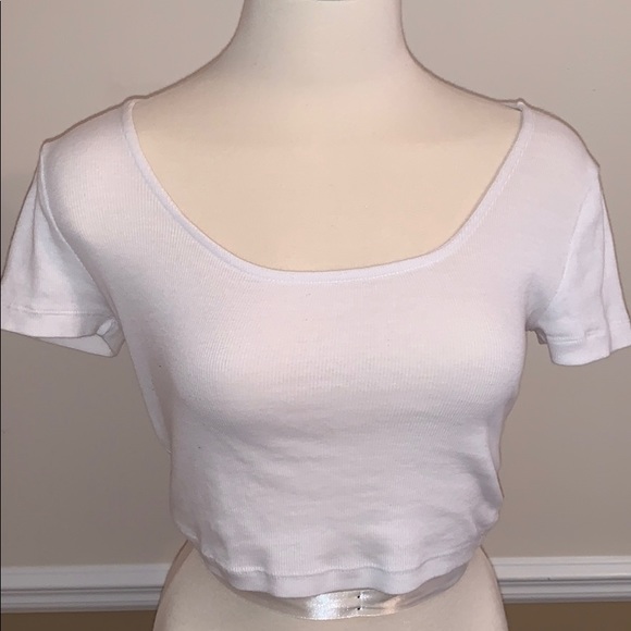 wild fable | Tops | Simple White Crop Top | Poshmark